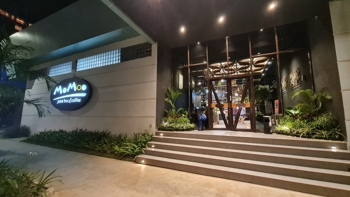 MoMoo Juice Bar & Coffee Harbour Bay